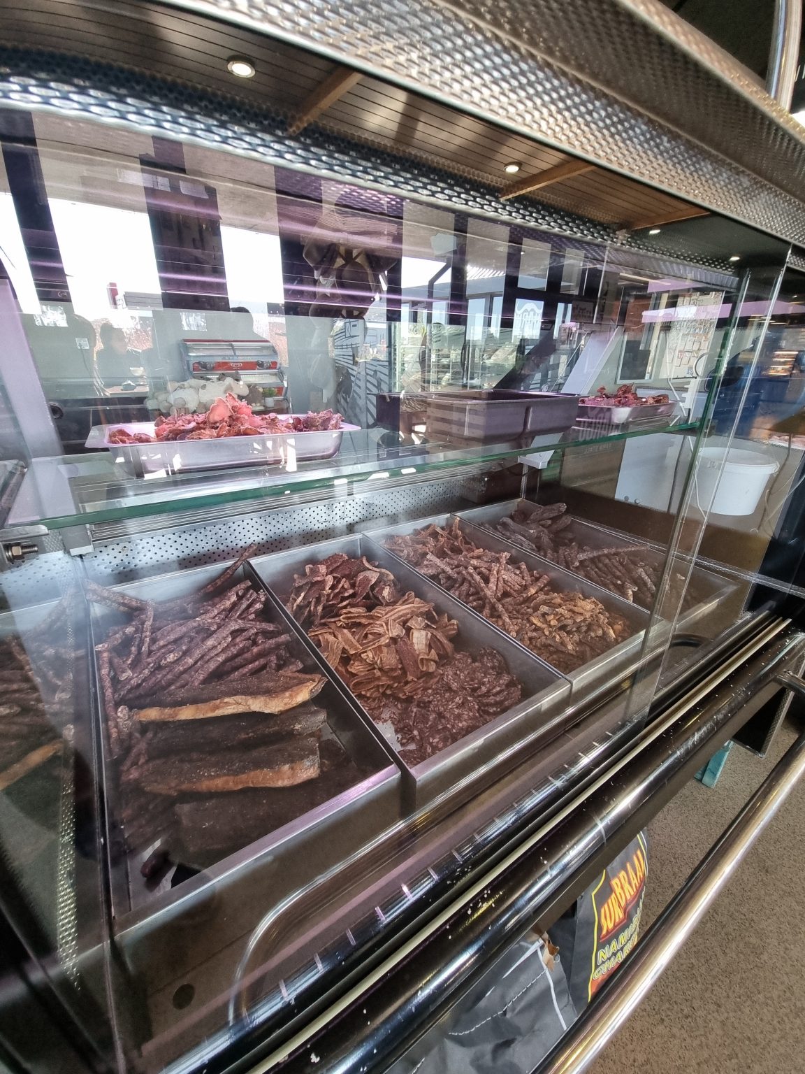 Physical Store – Chargo