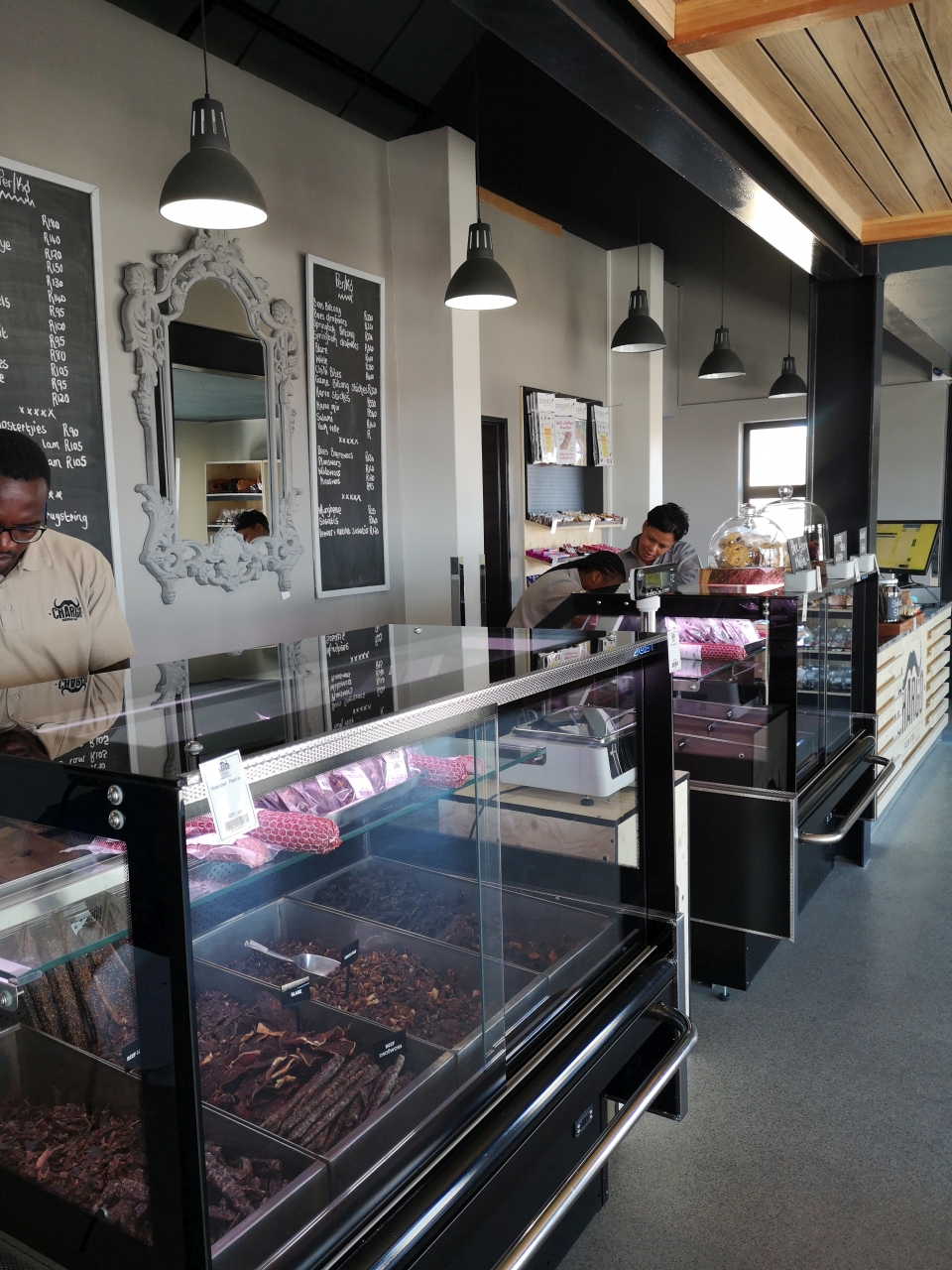 Physical Store – Chargo